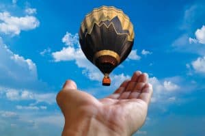 What Makes a Hot Air Balloon Rise? – Outdoor Troop