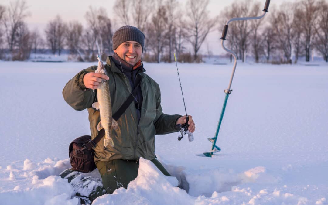 Ice Fishing for Beginners – Outdoor Troop